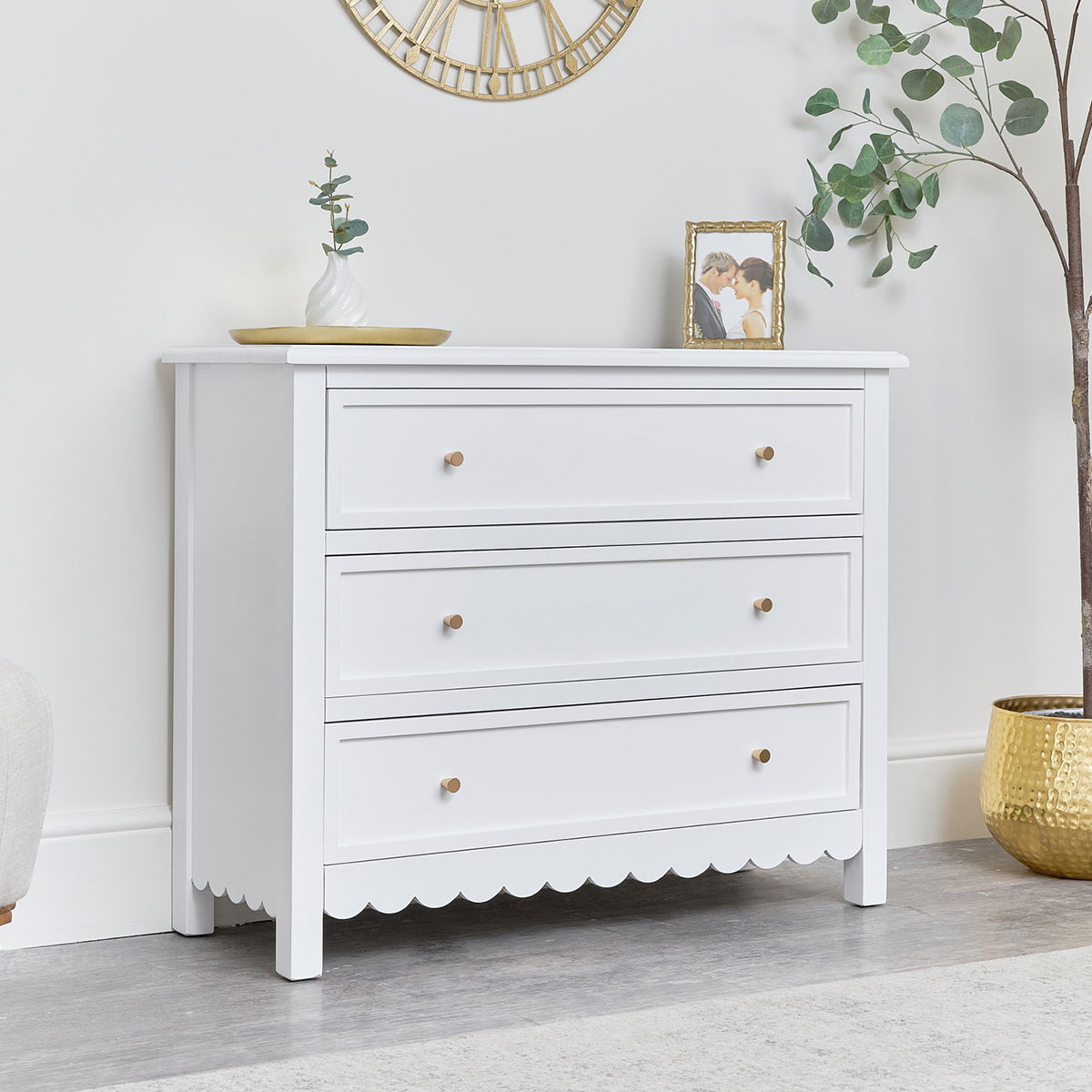 Large Scalloped 3 Drawer Chest of Drawers & Pair of Bedside Tables ...